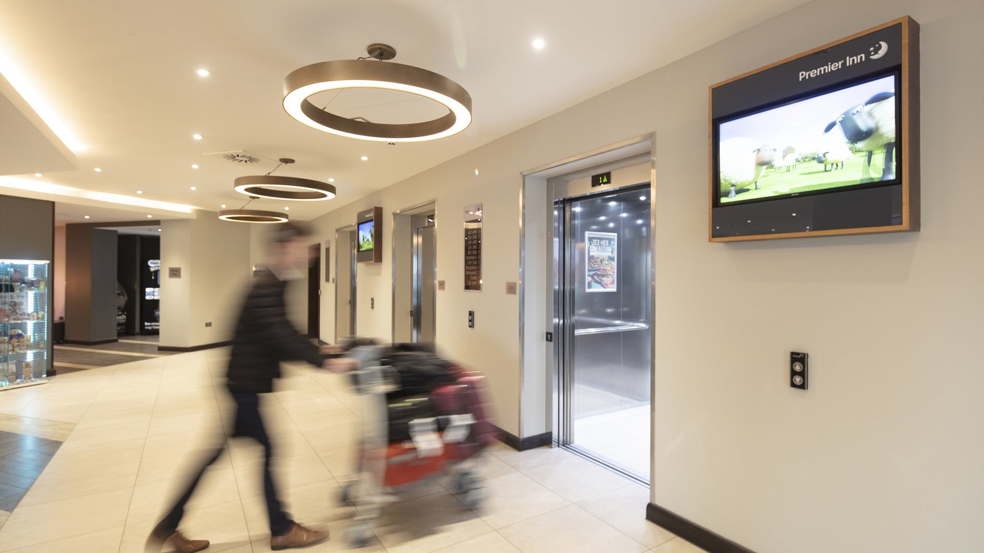 Hotel lifts | Installation and maintenance | Orona